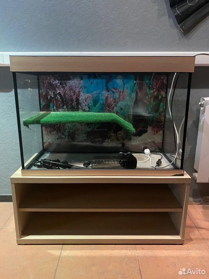 Аквариум, продам. С тумбой. Объём 200 л, с островк