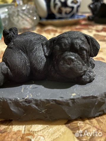Черный мопс шунгит
